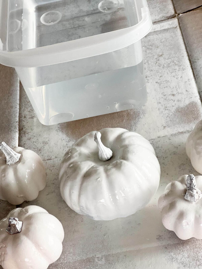 Easy Hydro Dipped Painted Pumpkins - The DIY Nuts