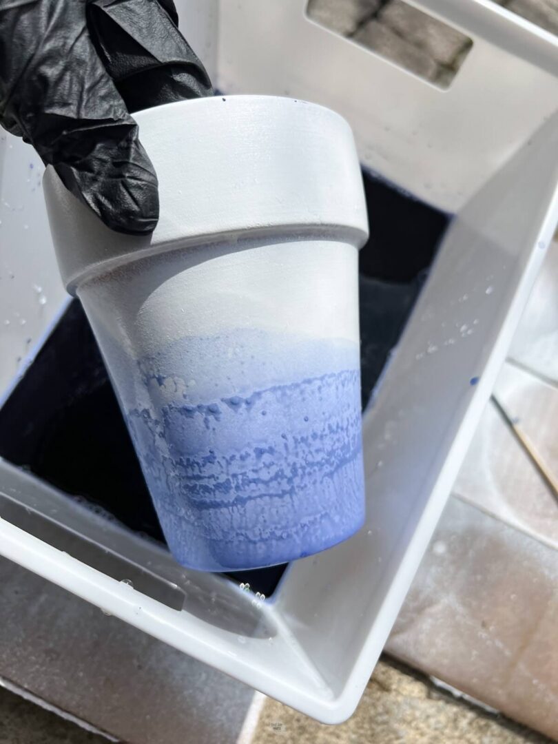 DIY Ombré Dipped Painted Flower Pot Design - The DIY Nuts