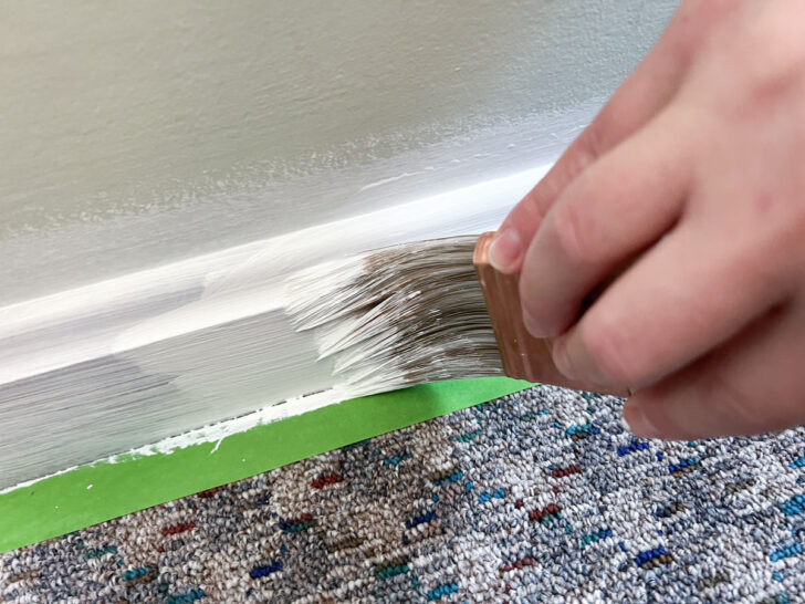 Easy Tips For Painting Trim White (DIY Tutorial) - The DIY Nuts